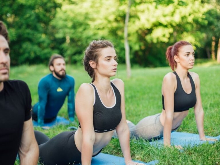 30 Before 30 - Bucket List For Your 20s (Free Printable)