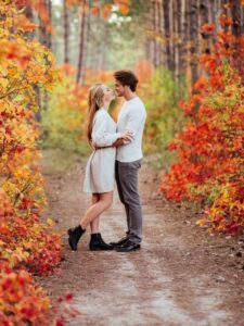 Kissing Bucket List: 34 Places To Smooch Before You Die